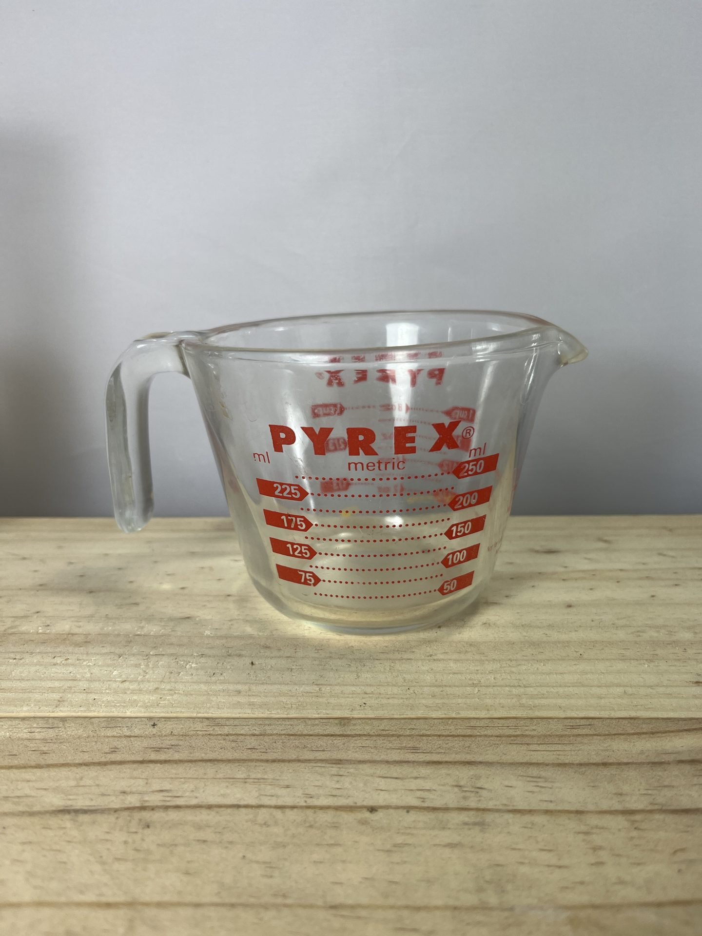 Pyrex Metric Cup | Picker Place
