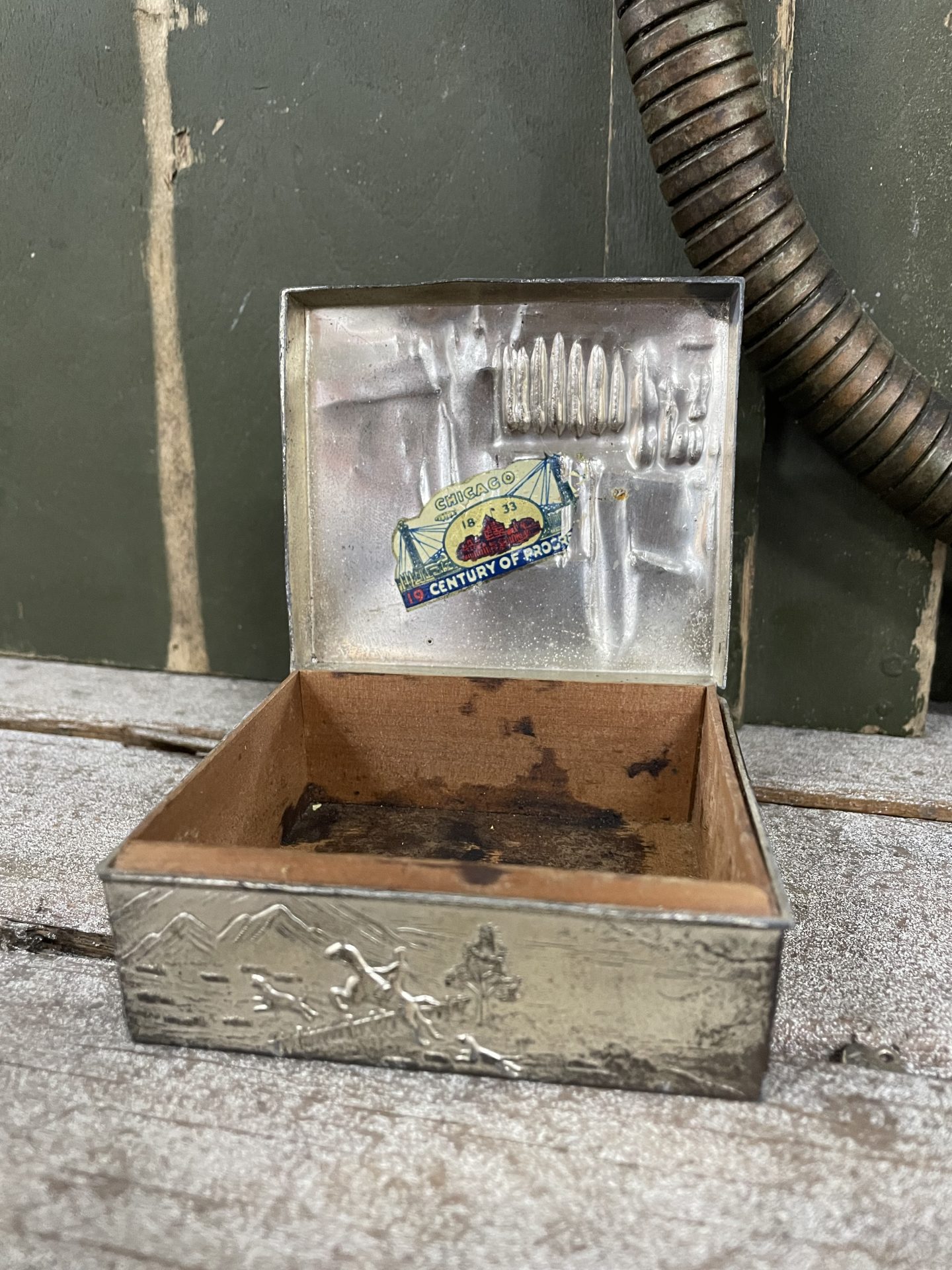 Metal Tobacco Tin - Picker Place