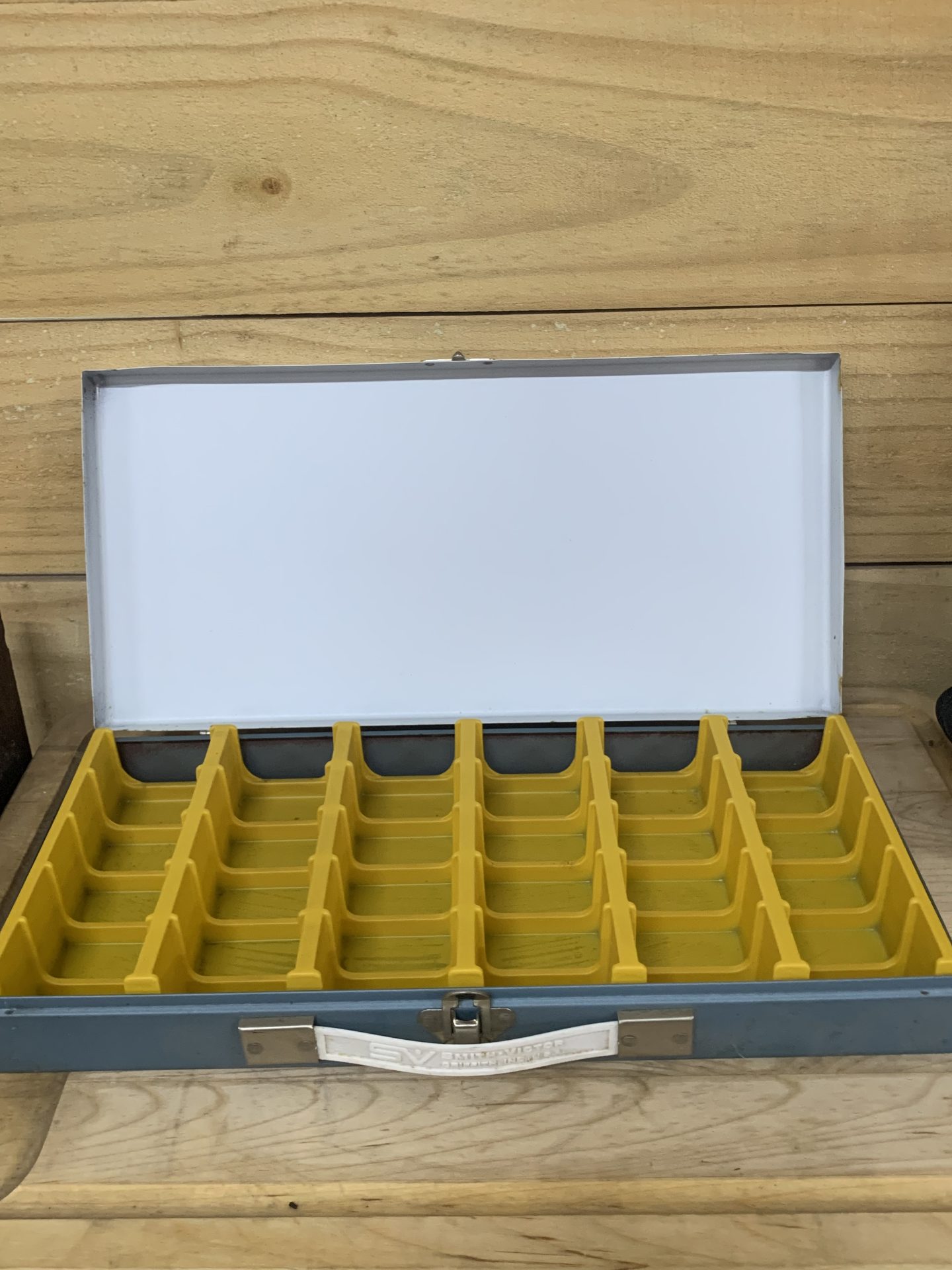2 Smith-Victor Slide Cases - Picker Place