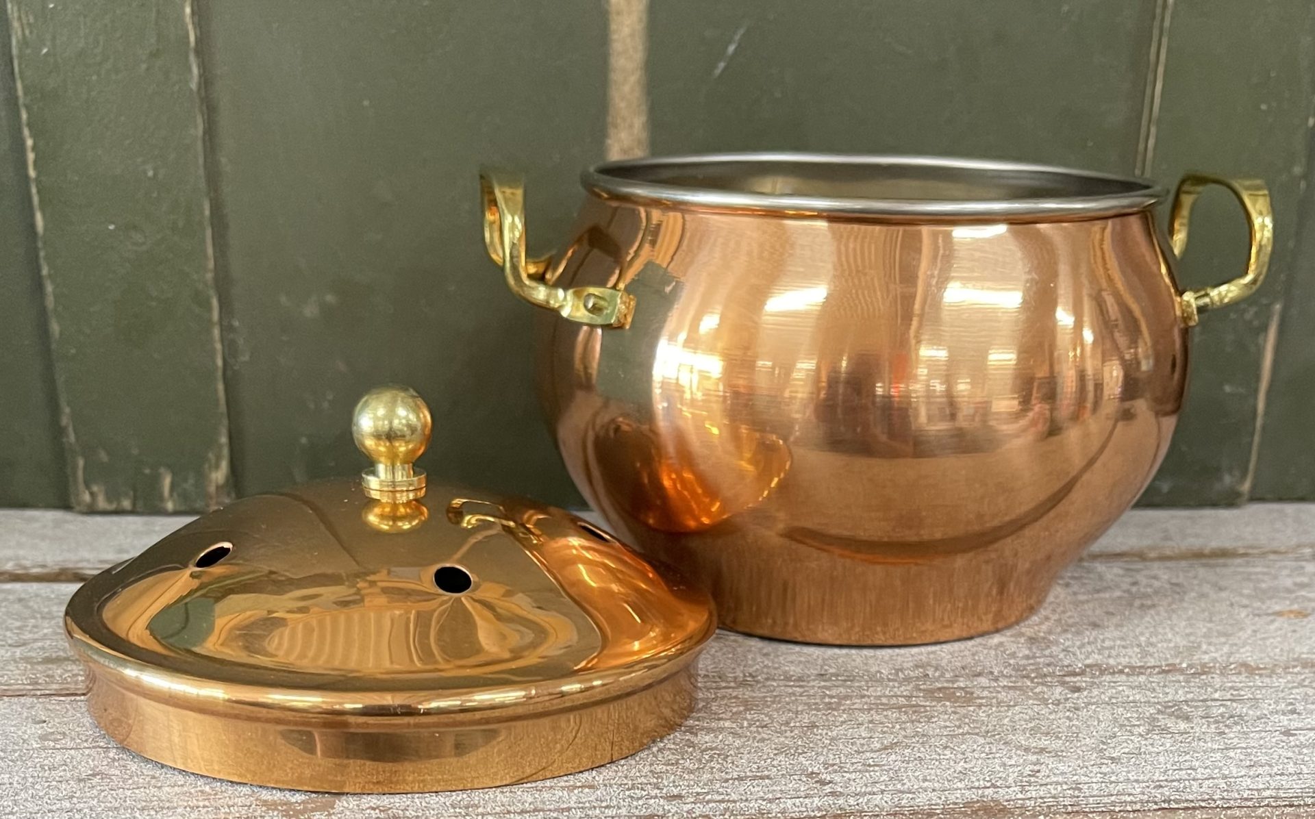 Copper Garlic Keeper - Picker Place