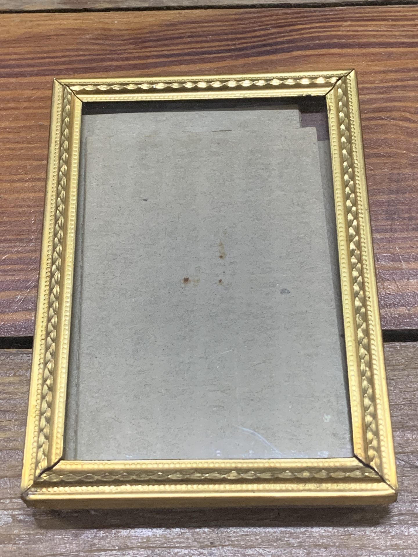 2x3 Gold Frame - Picker Place