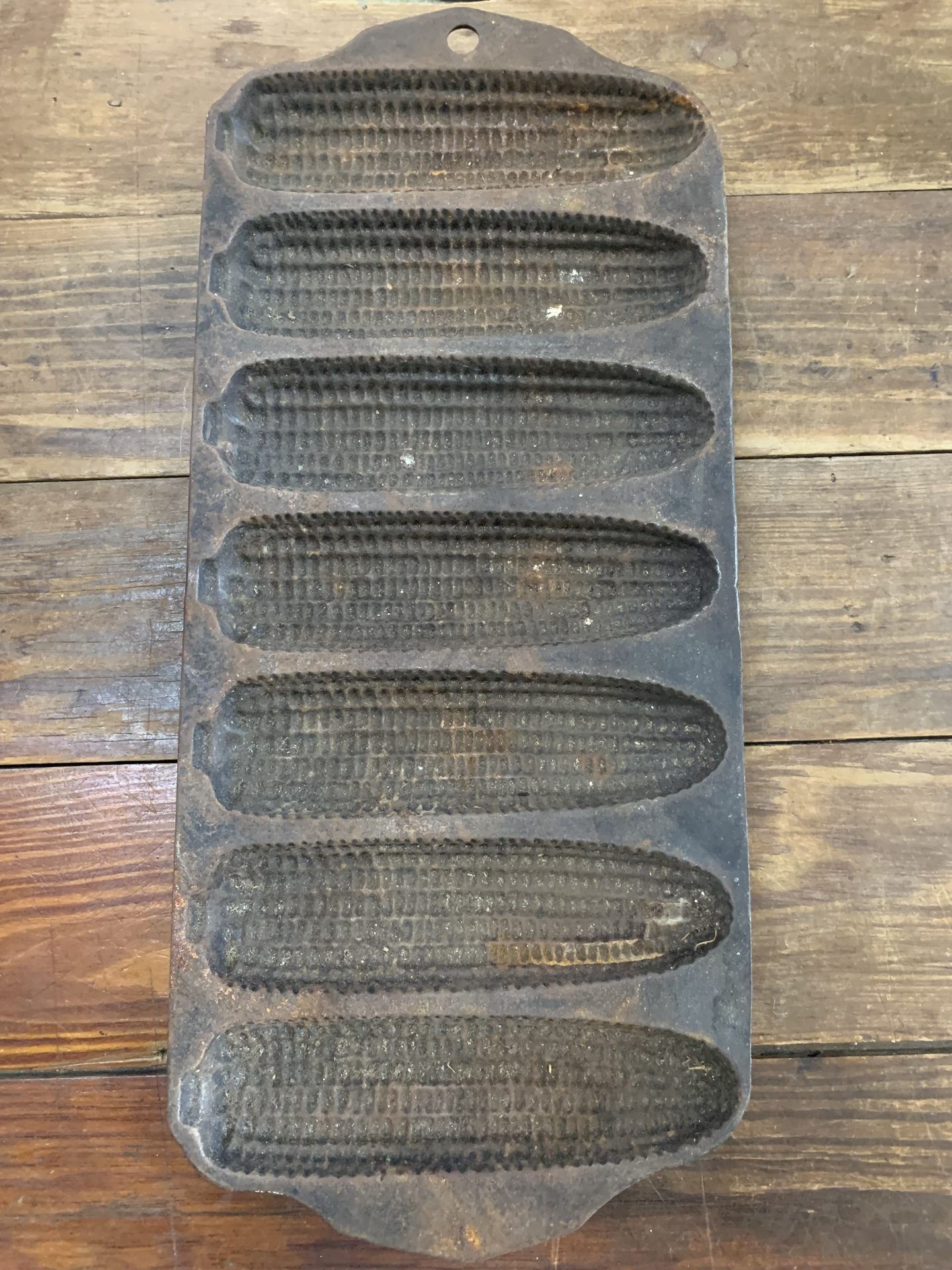 Griswold Crispy Corn Stick Pan - Picker Place