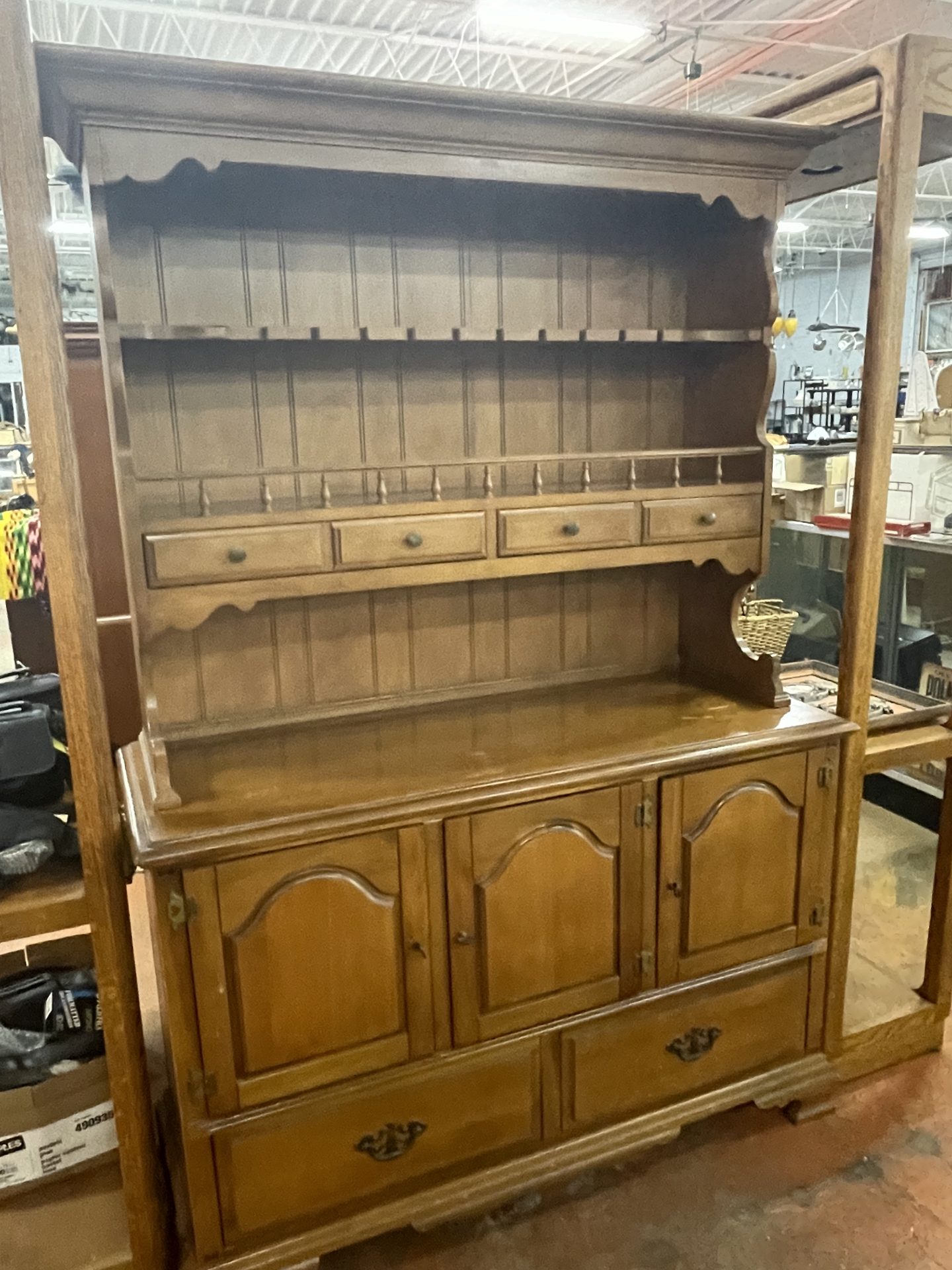 Hutch - Picker Place