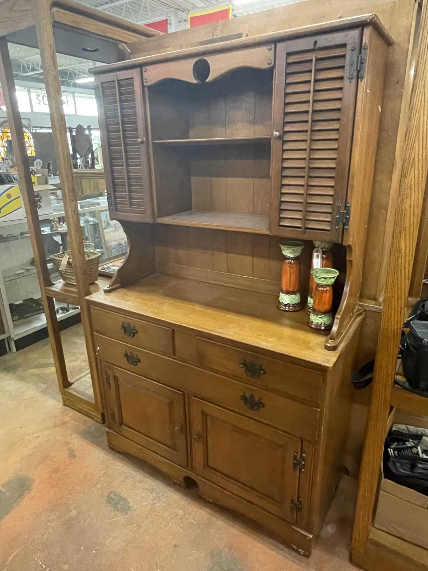 Hutch - Picker Place