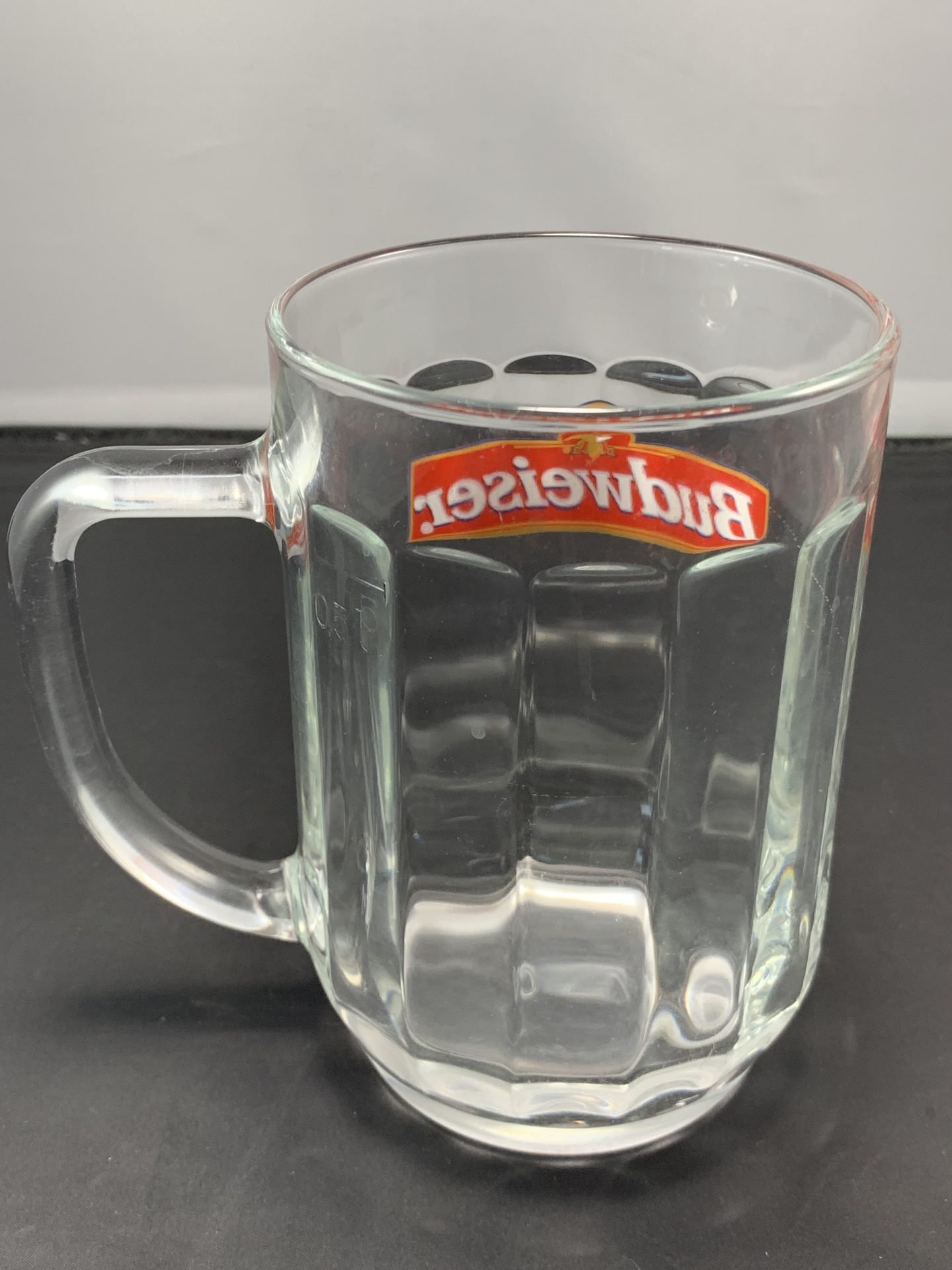 Budweiser Glass - Picker Place