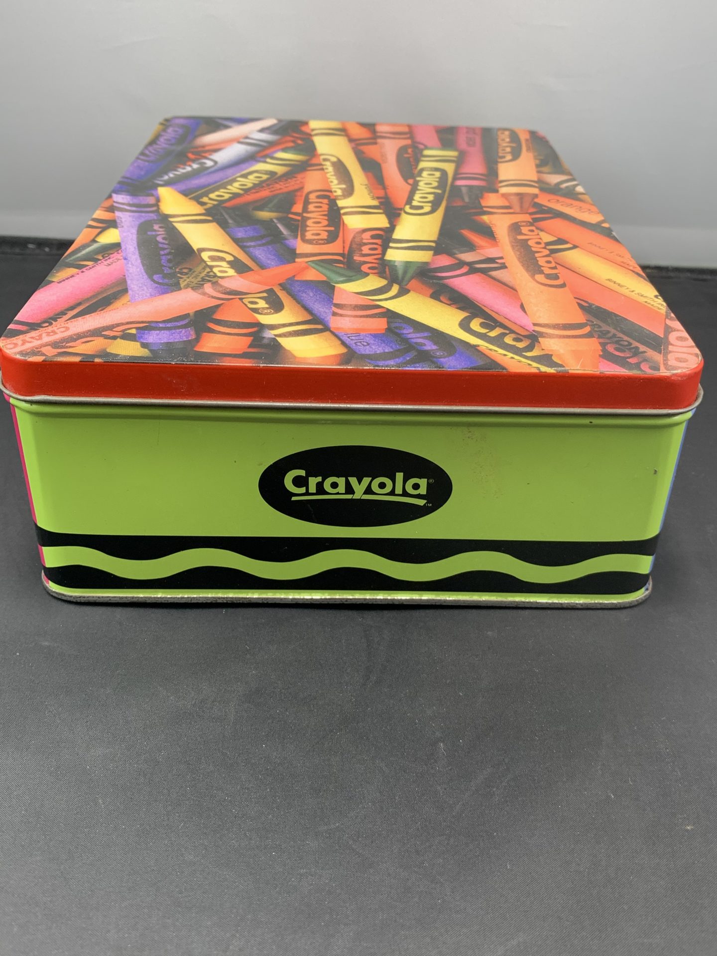 Crayola Crayon Tin - Picker Place