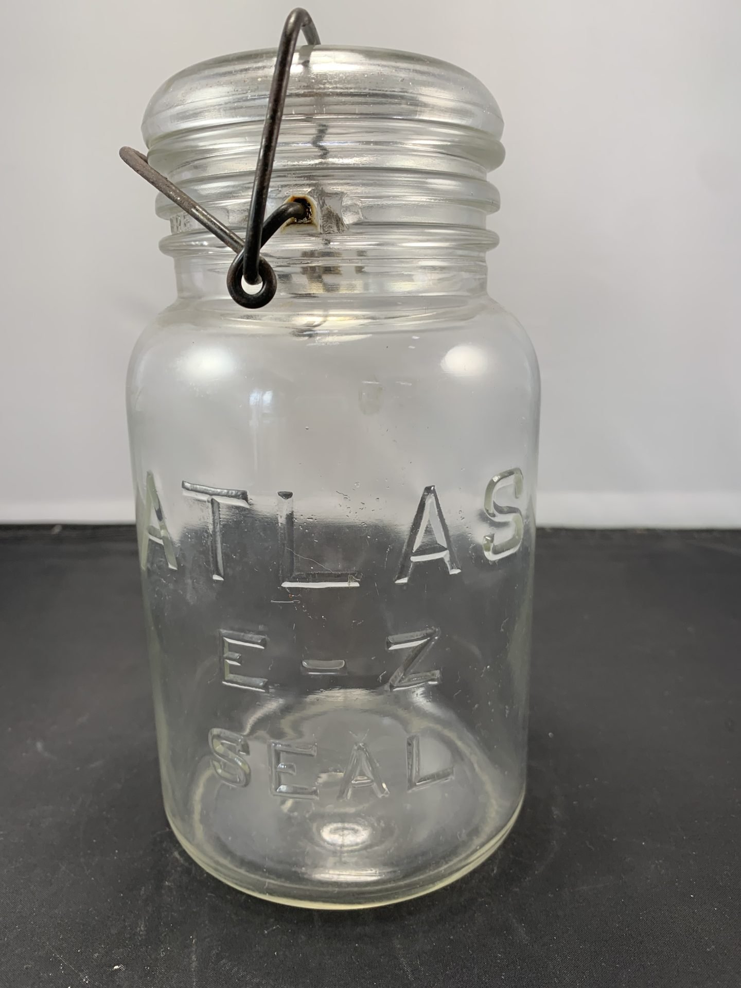 Atlas Jar | Picker Place