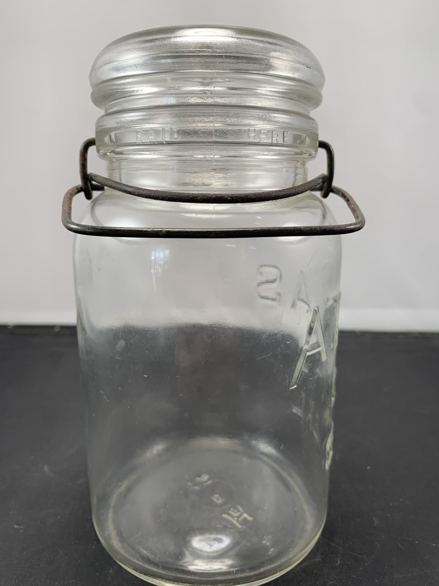 Atlas Jar | Picker Place