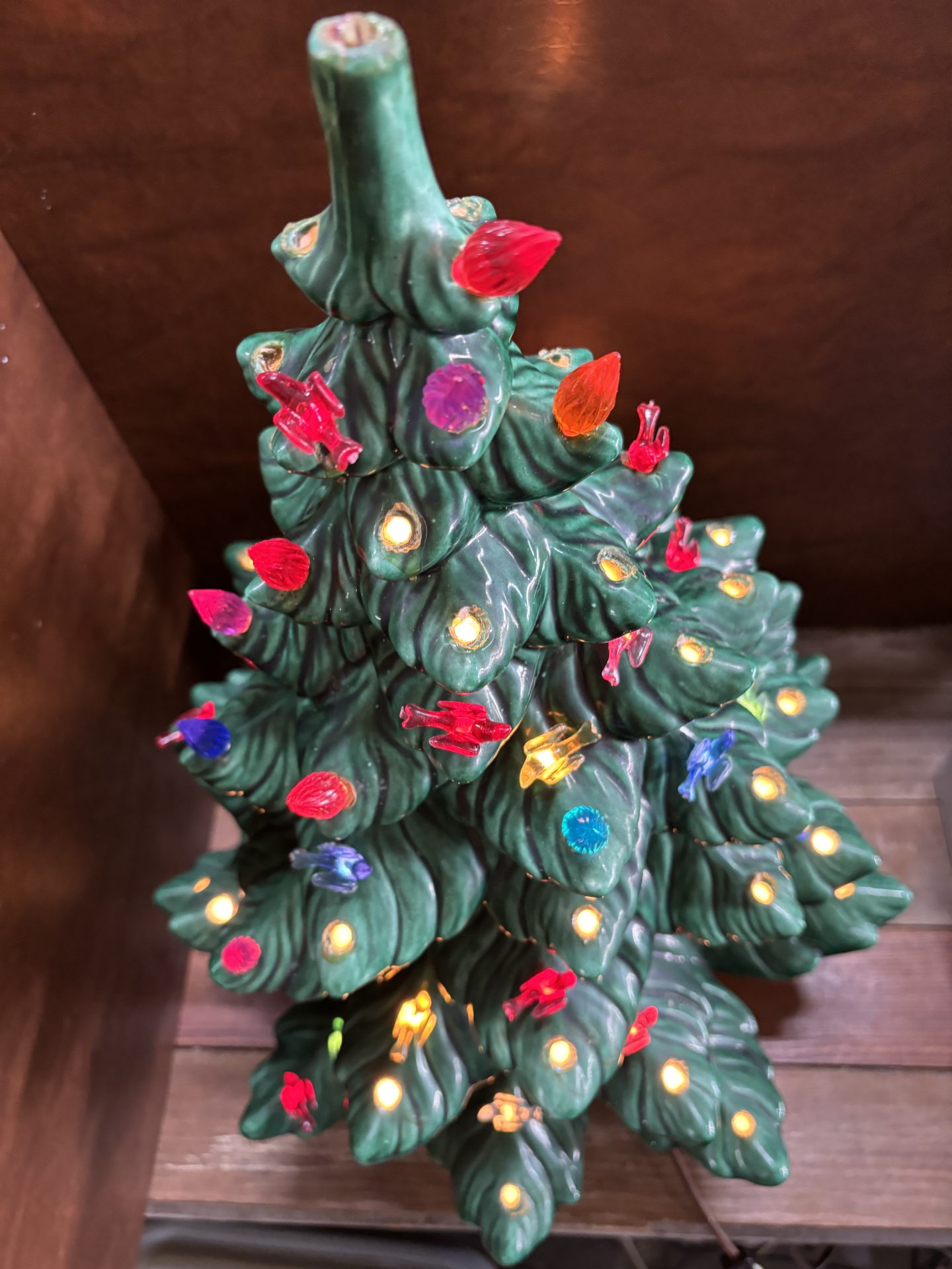 1970s Atlantic Mold 23" Christmas Tree - Picker Place