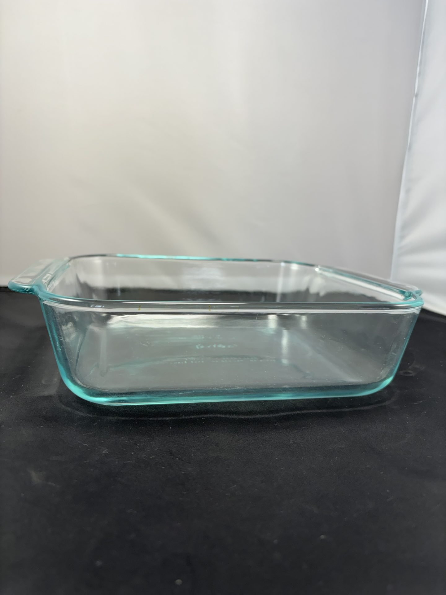 Pyrex Square Glass Baking Dish - Picker Place