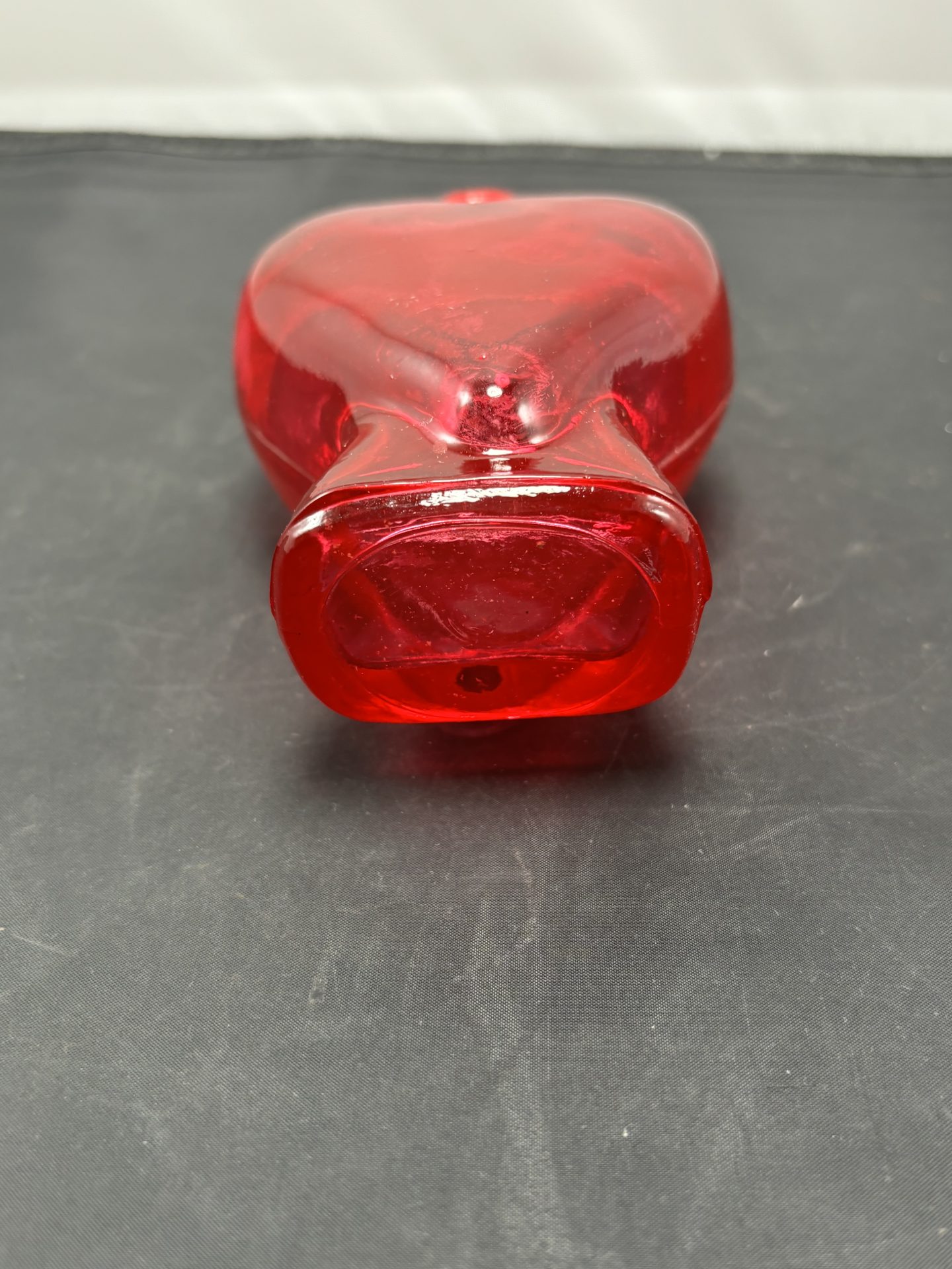 Red Heart shape Diffuser - Picker Place