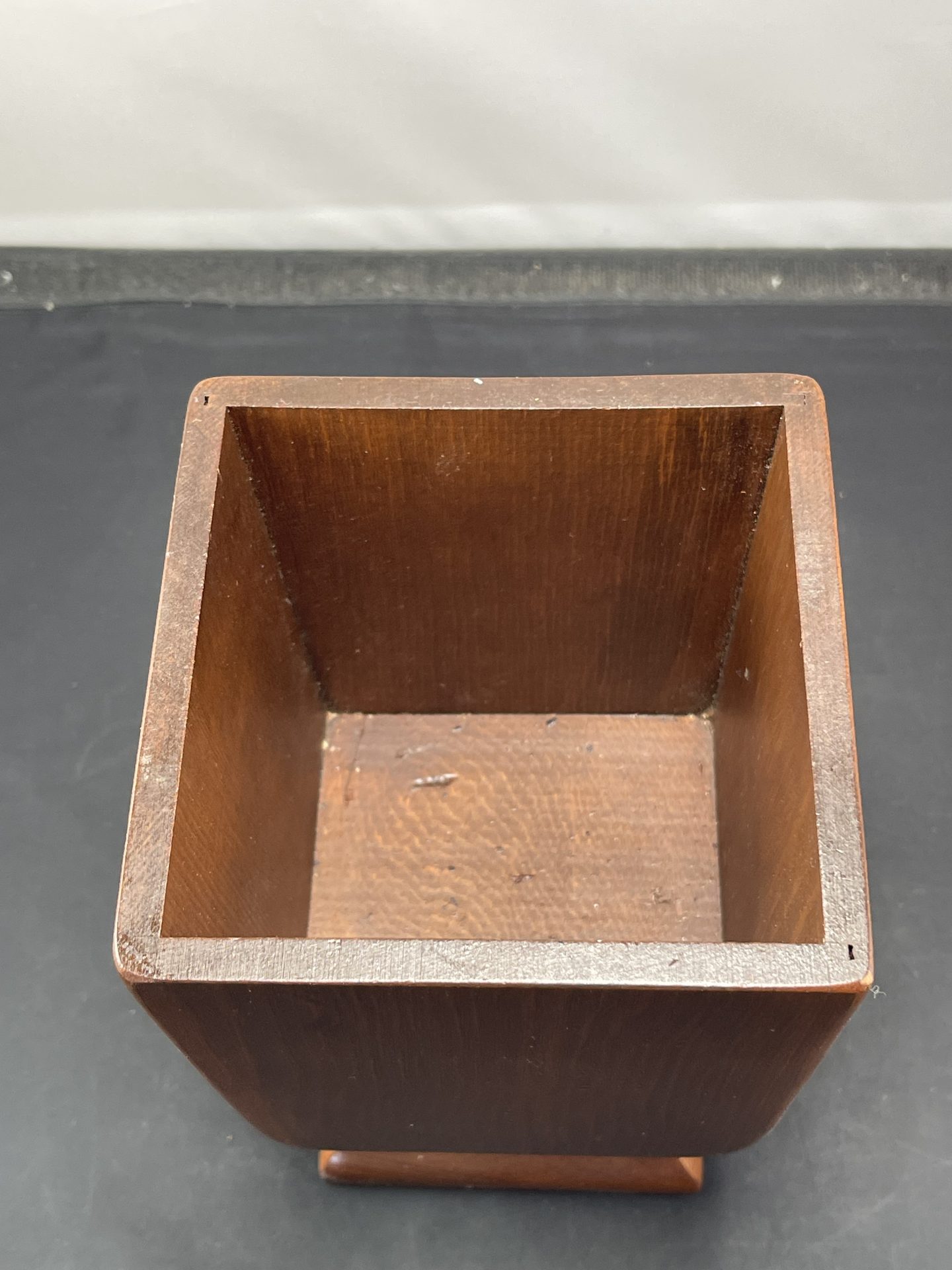 Wooden Pedestal Box w/Lid - Picker Place