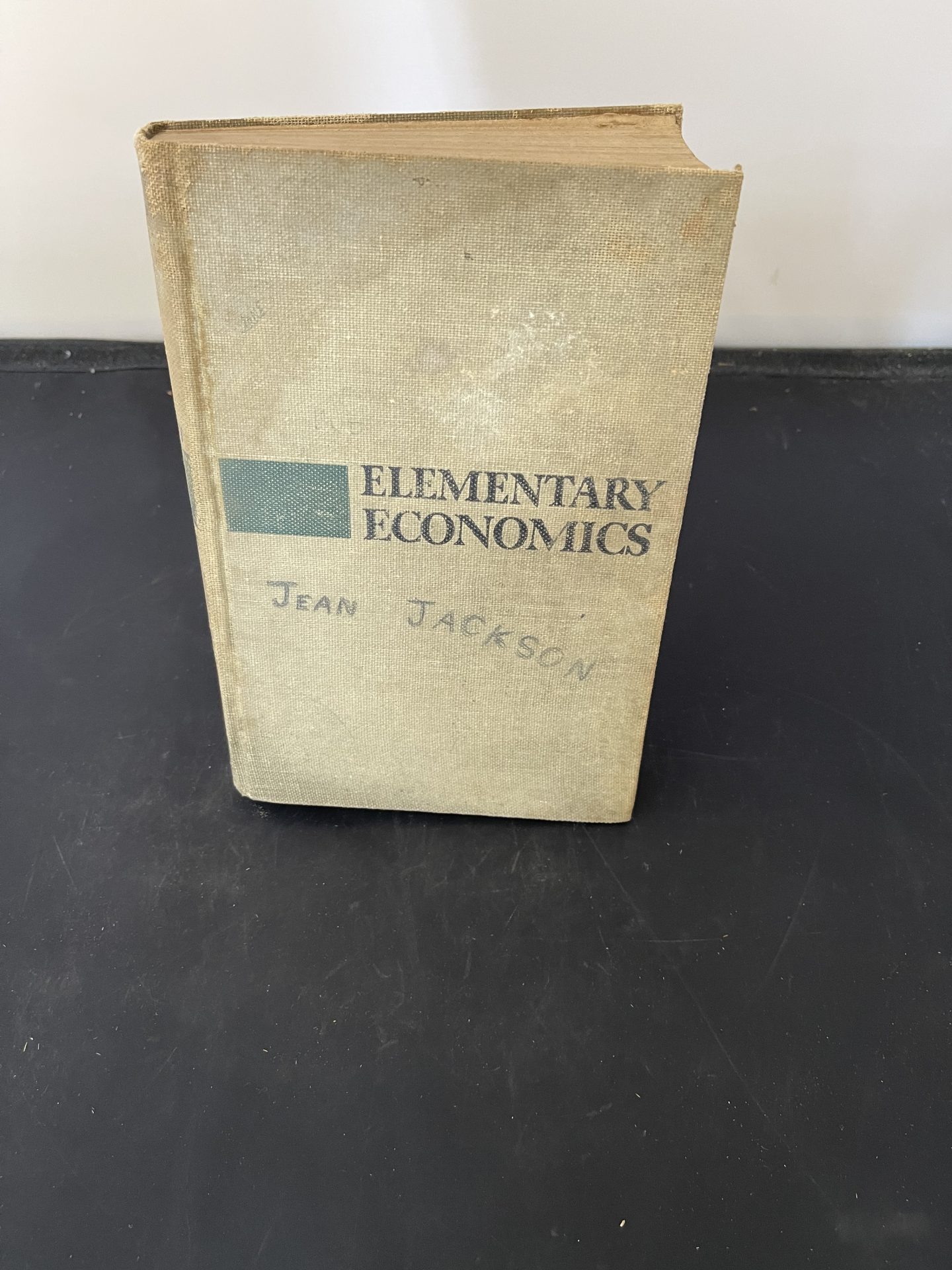 Elementary Economics - Picker Place
