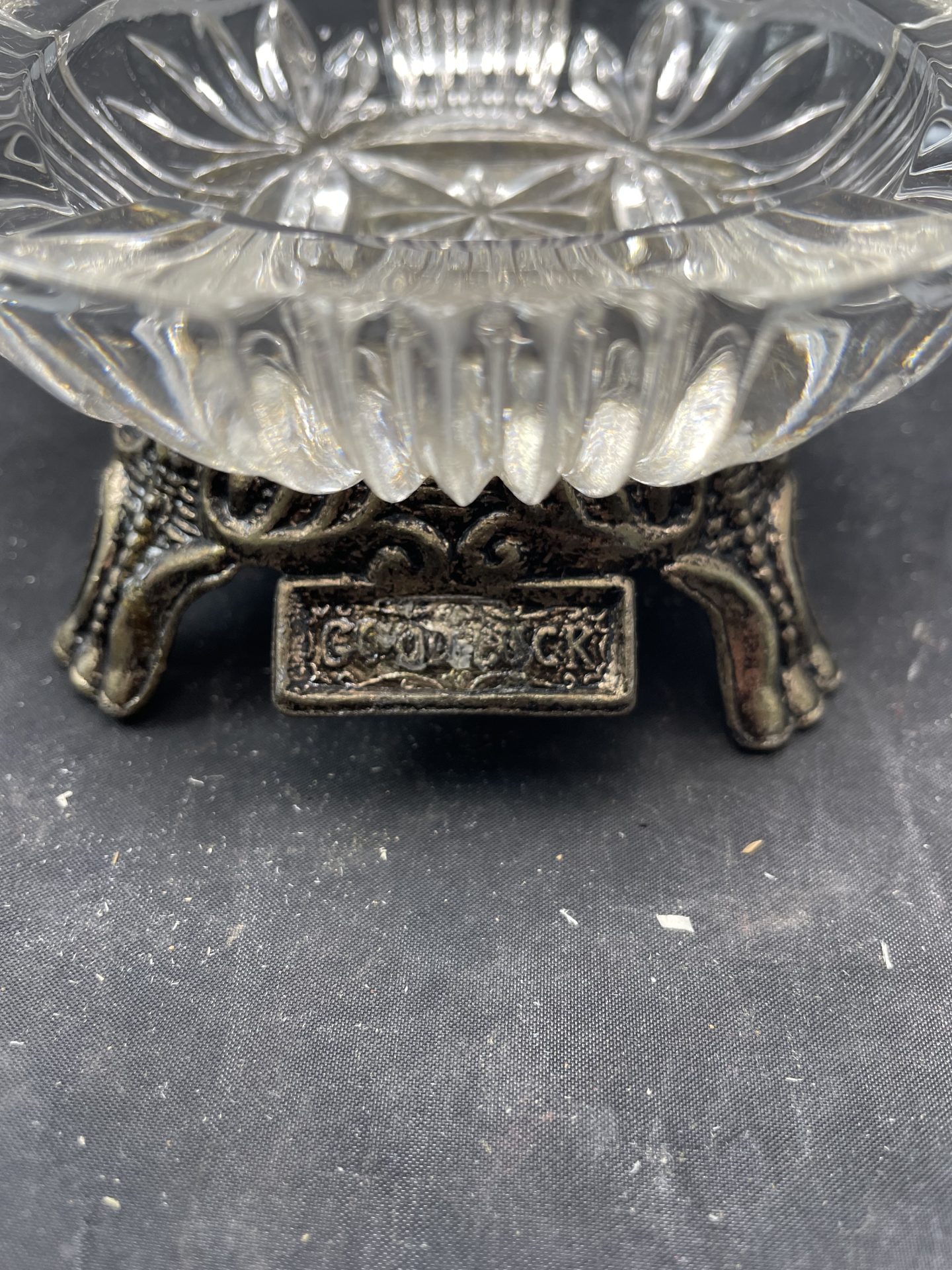 Crystal Ashtray w/Stand - Picker Place