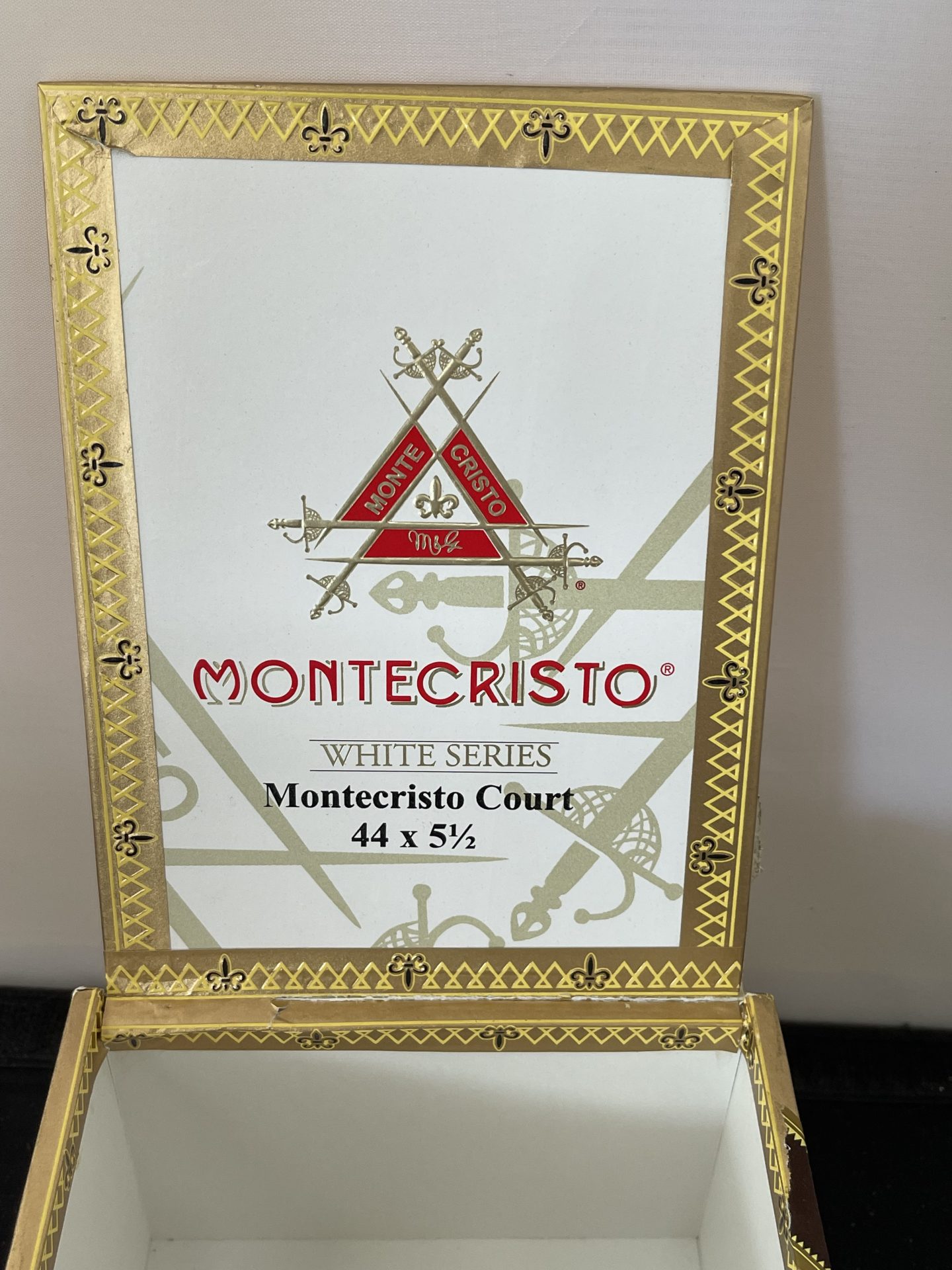 MonteCristo Cigar Box - Picker Place