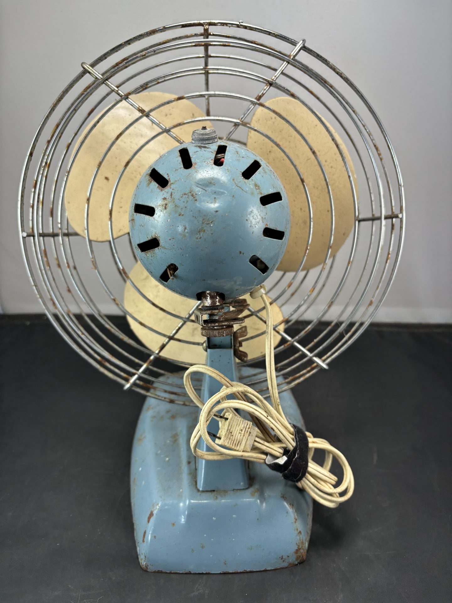 KM Blue Electric Table Fan - Picker Place