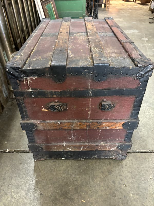 Vintage Red Trunk - Picker Place