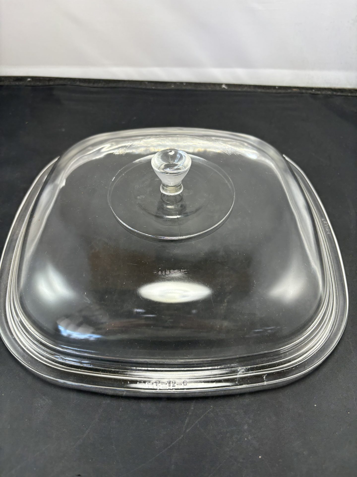 10" Square Pyrex 18 Lid Only - Picker Place
