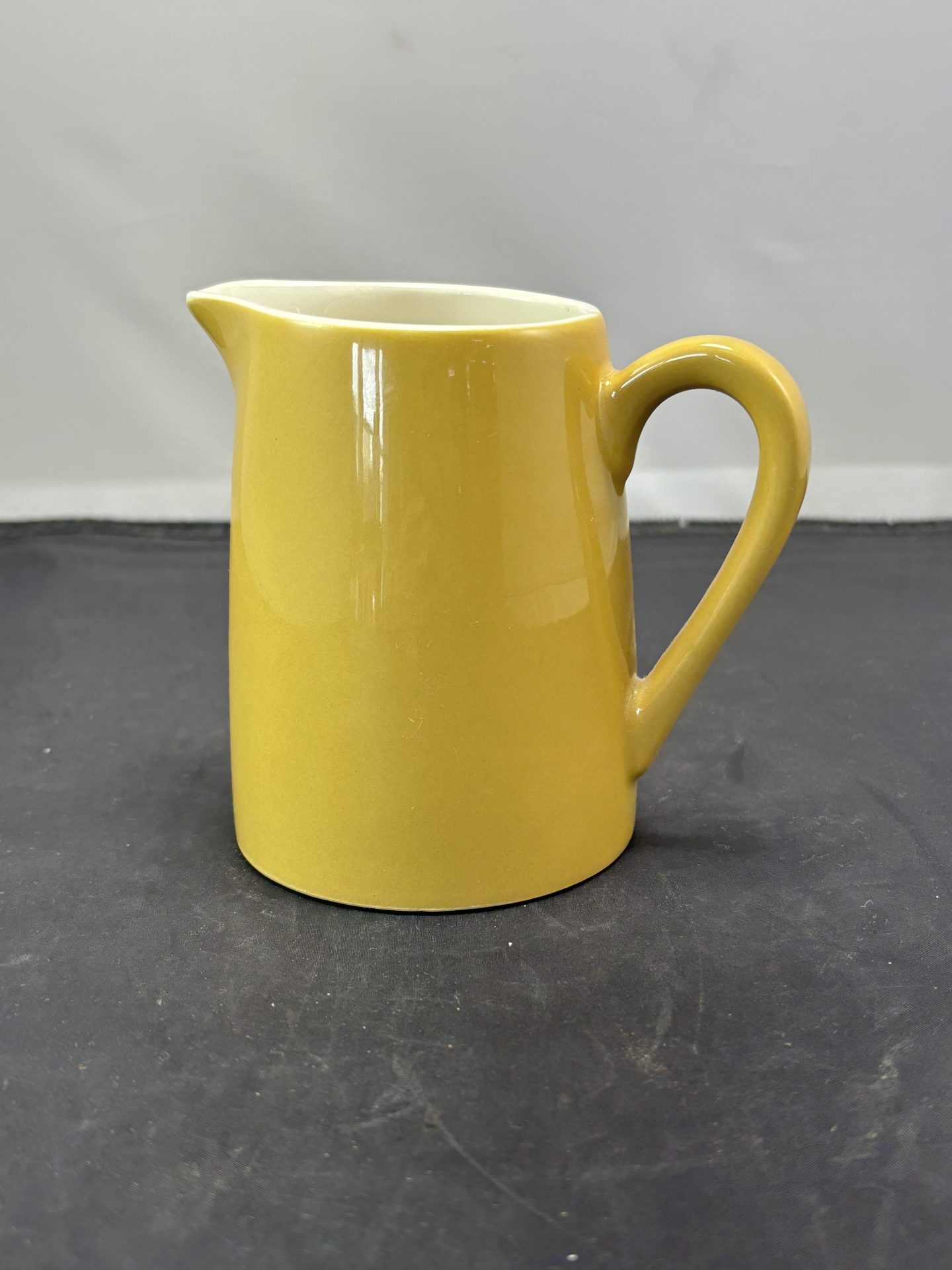 Dandelion Yellow Creamer - Picker Place