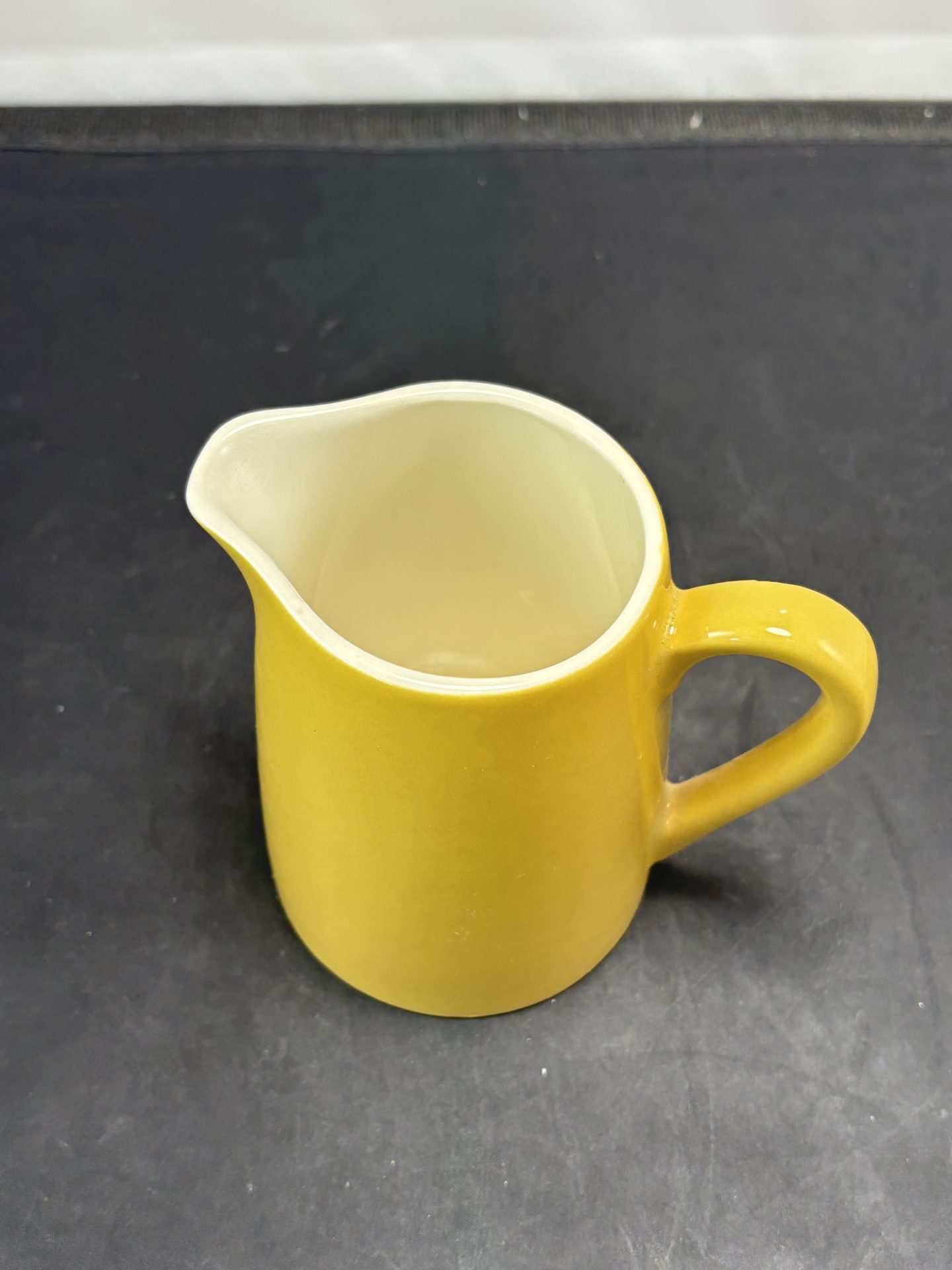 Dandelion Yellow Creamer - Picker Place