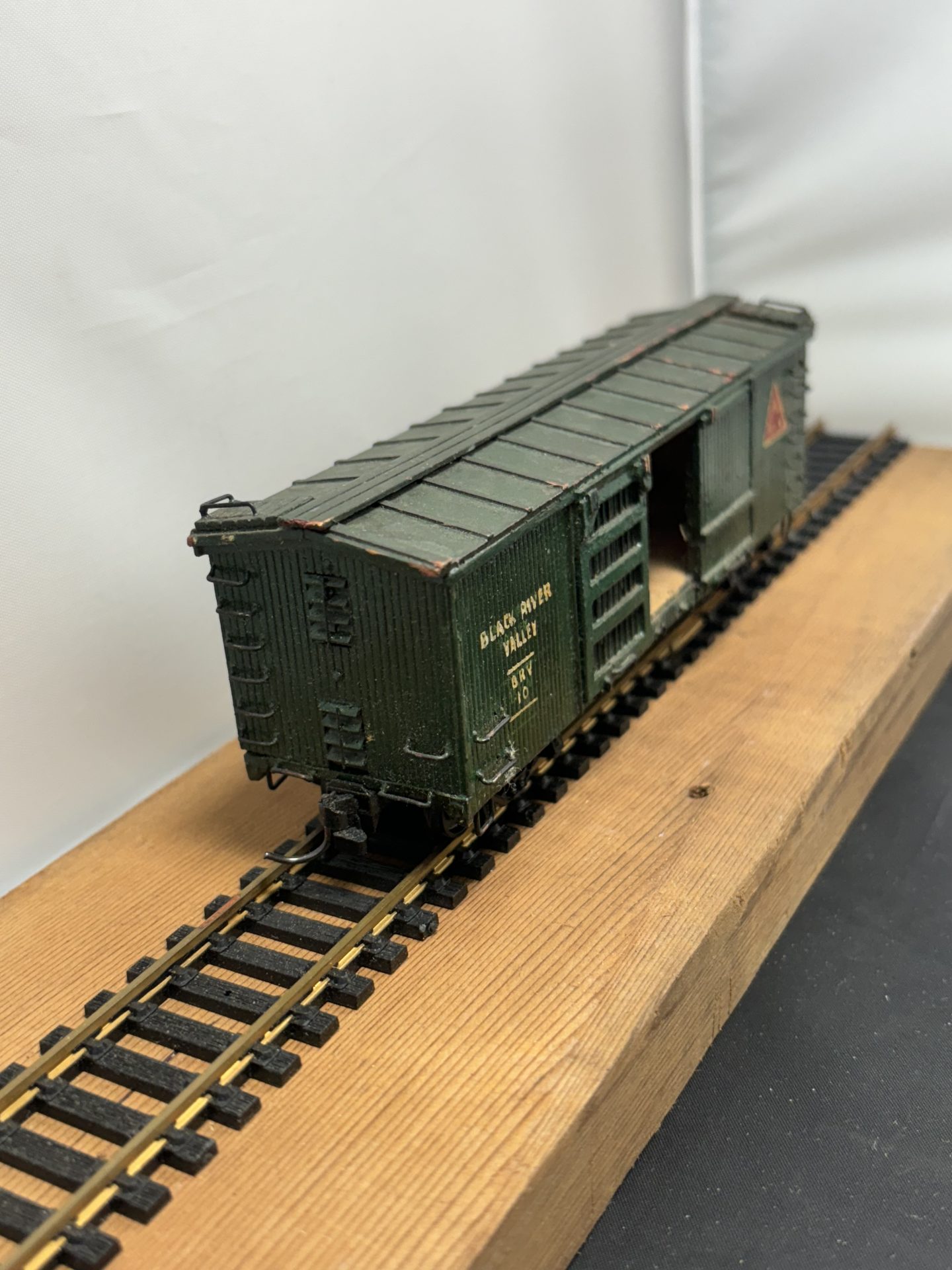 Wooden HO Custom Painted Box Car - Picker Place