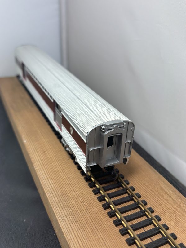 Mantua HO Aluminum Baggage Car - Picker Place