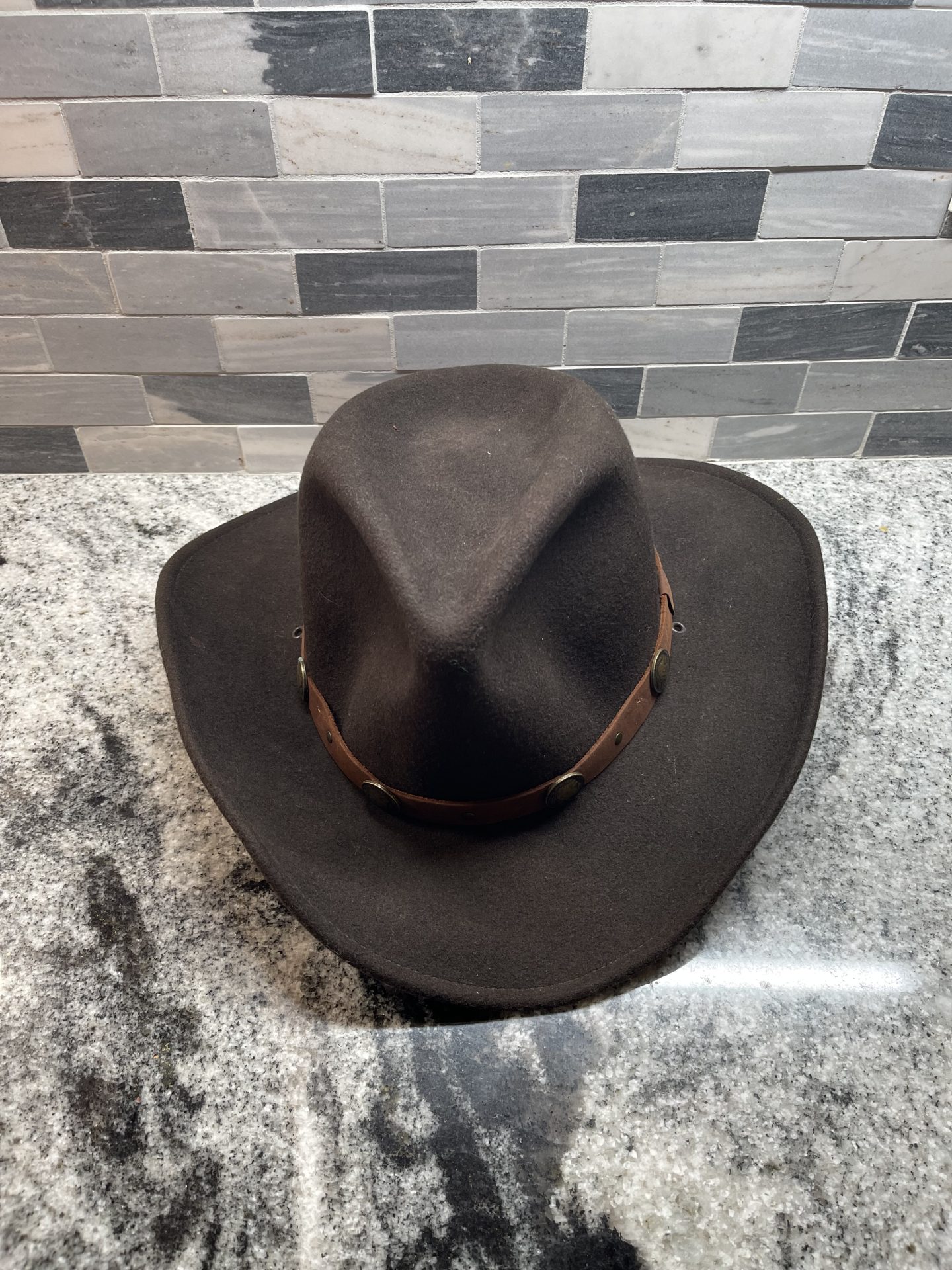 Men’s Brown Wrangler Hat @DFW | Picker Place