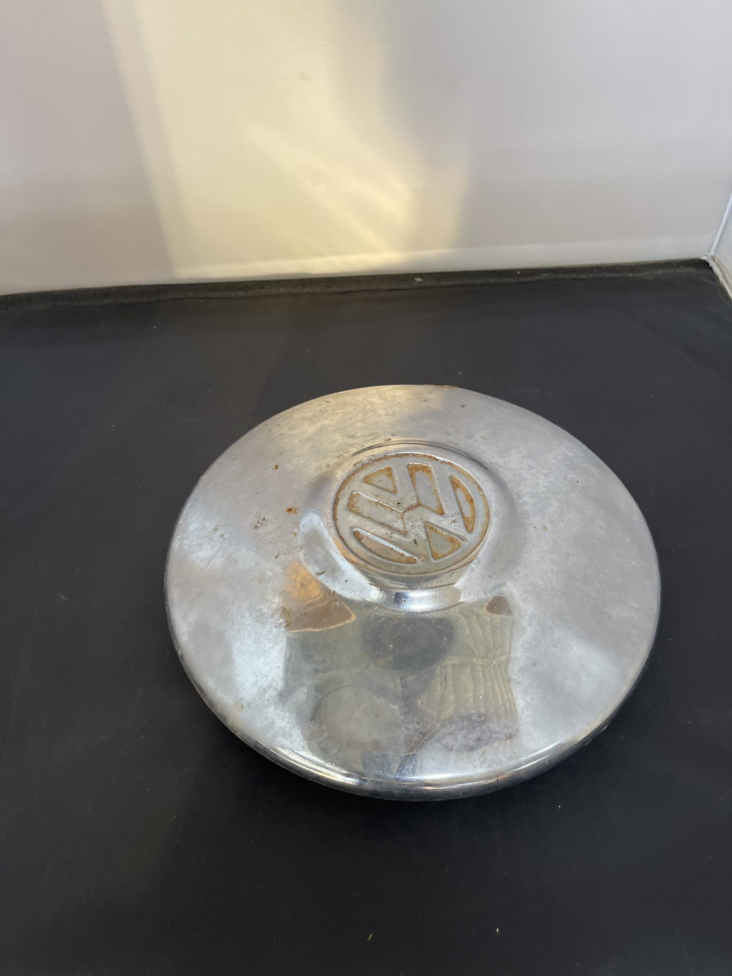 VW Hubcap - Picker Place