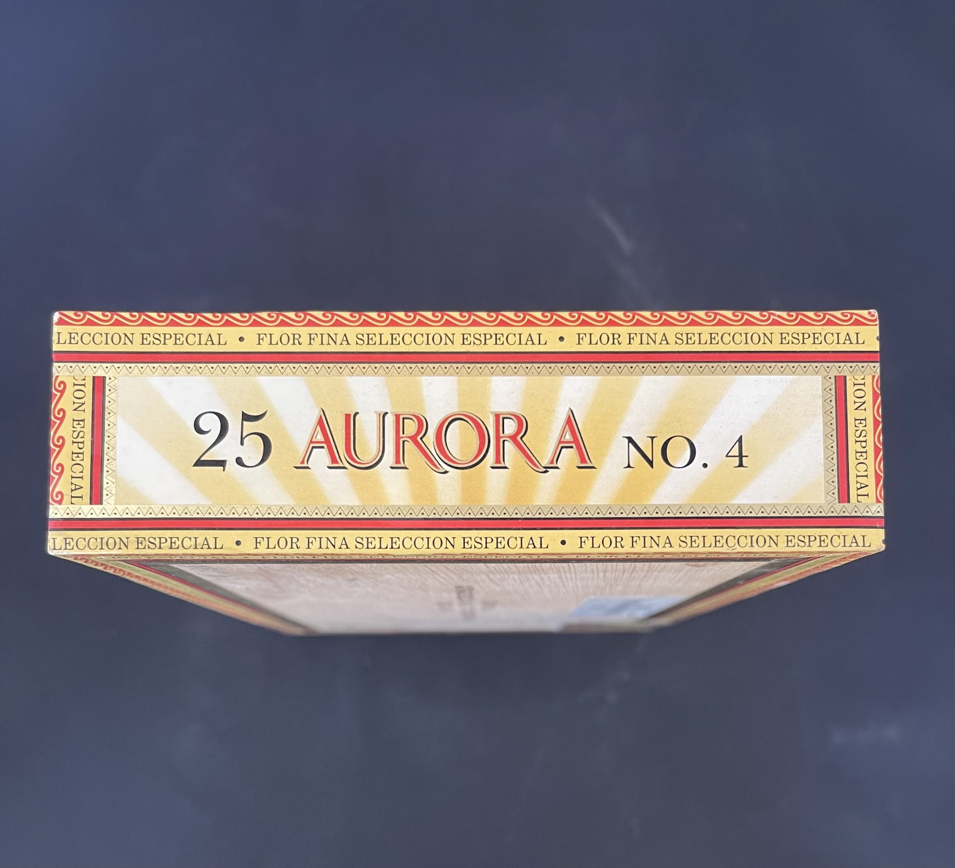 LA Auora No. 4 Cigar Box - Picker Place