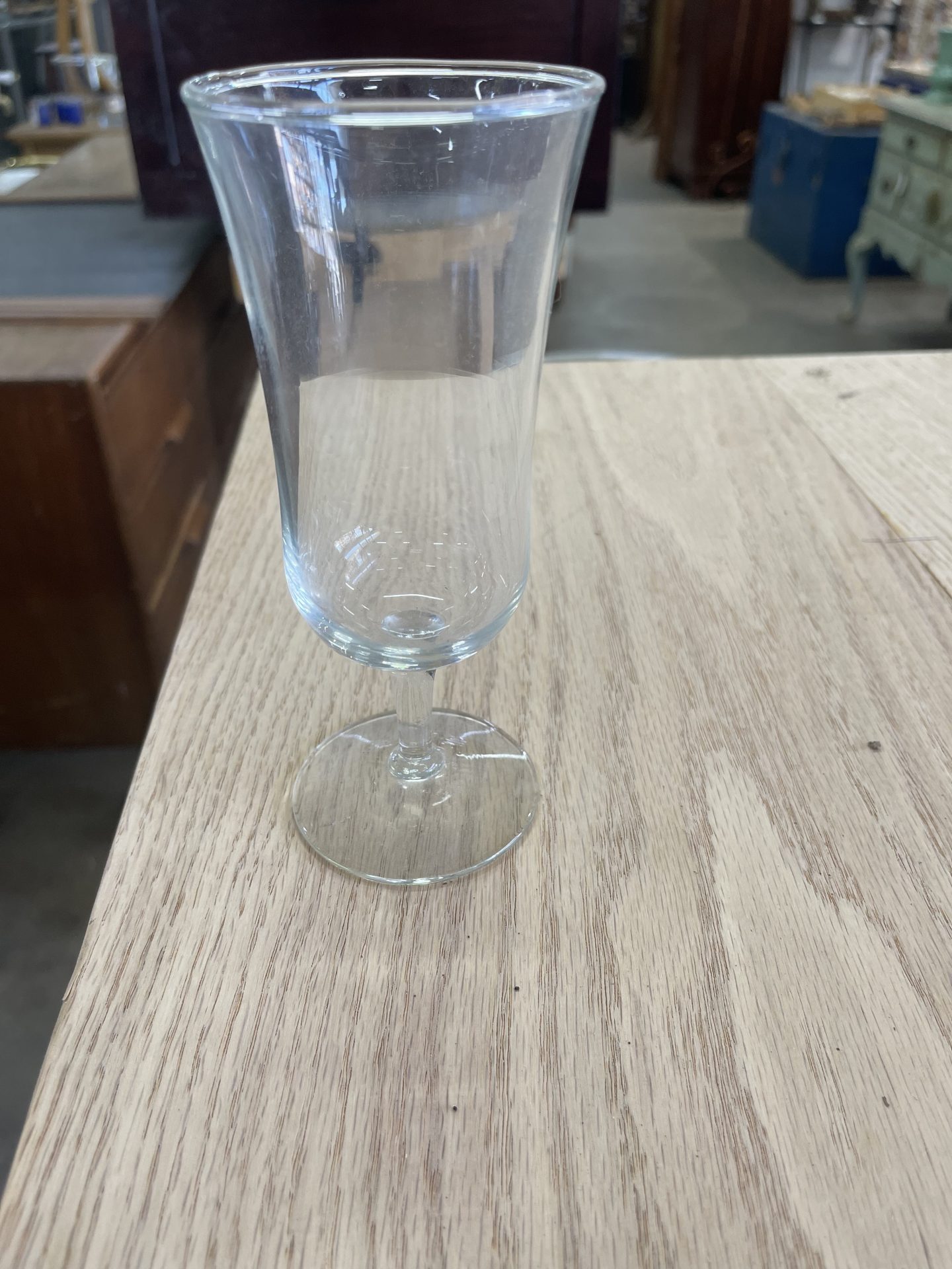 Clear Pedestal Glass - Picker Place