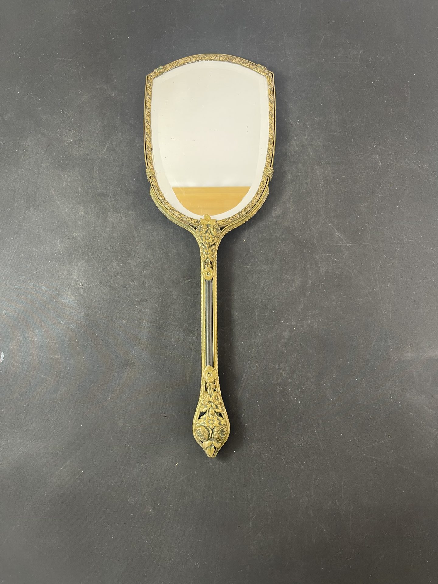 Vanity Handheld Mirror - Picker Place