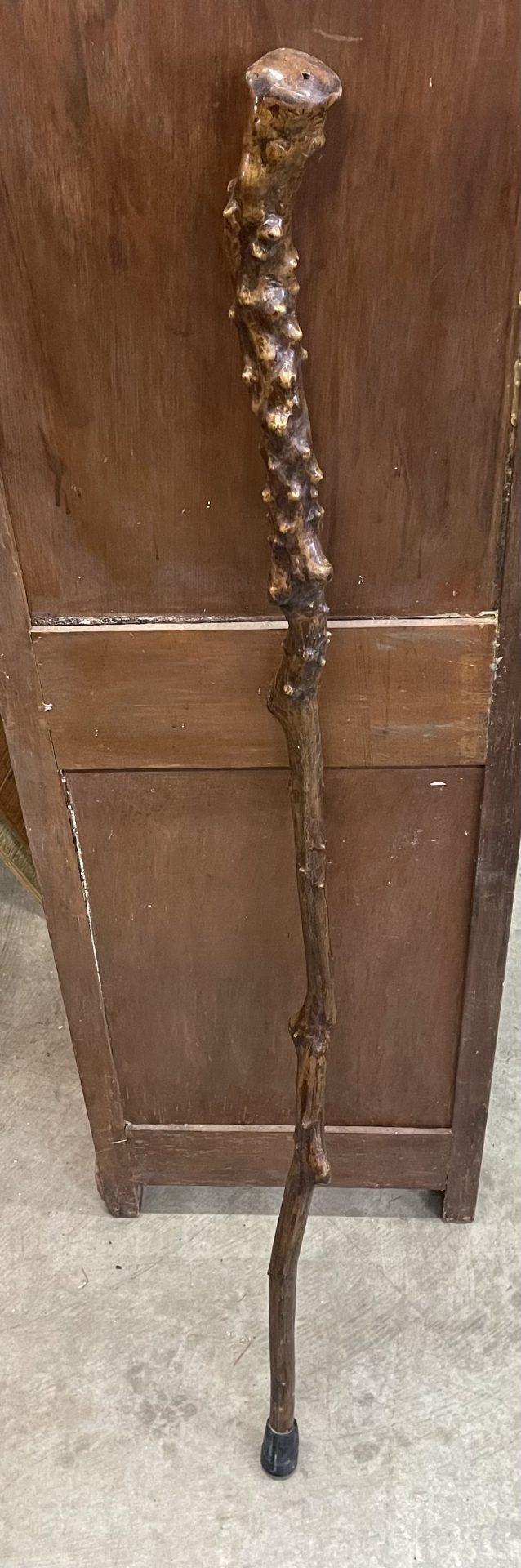Wooden Knotted Walking Stick - Picker Place