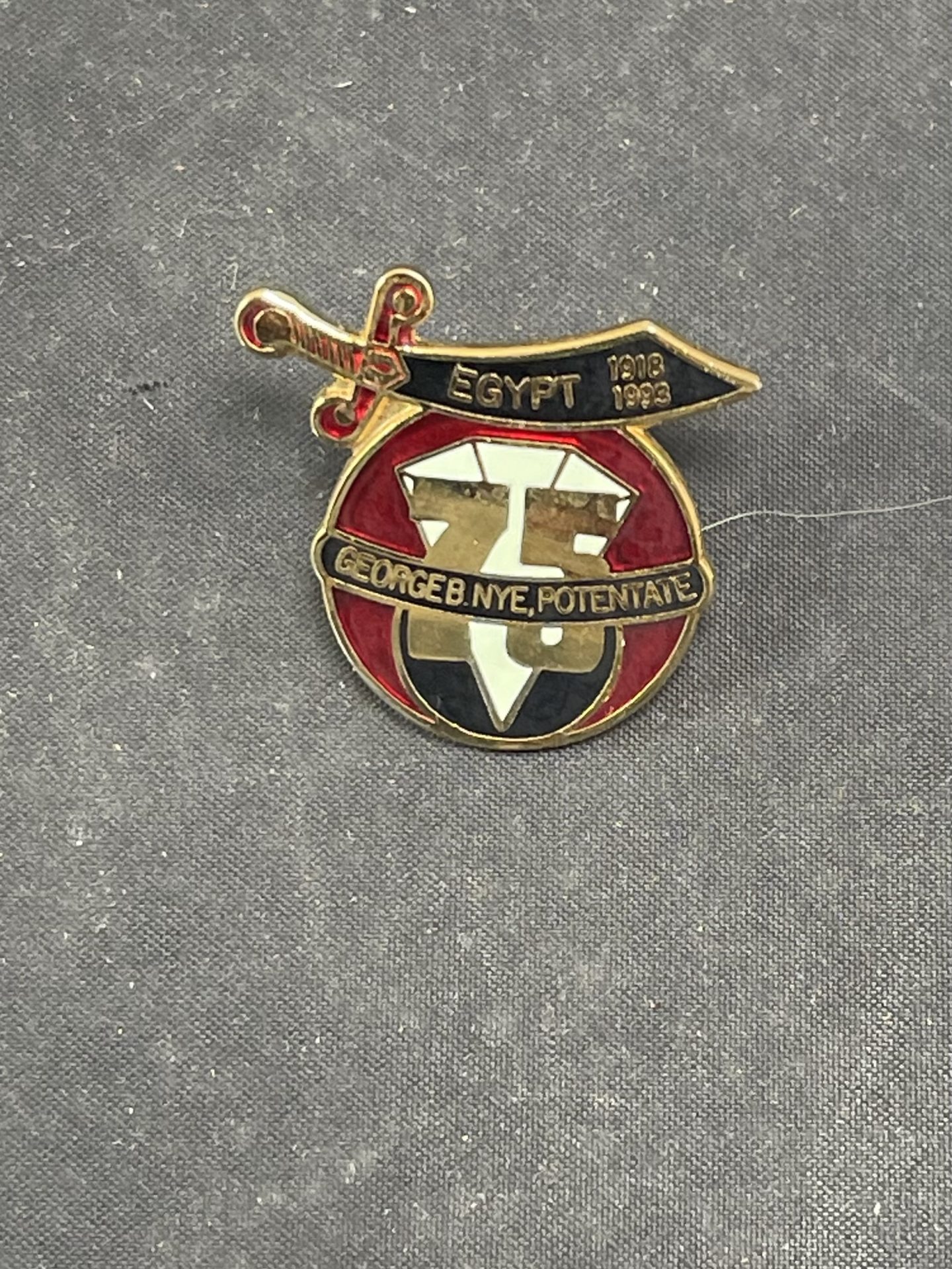18-93' Shriners Egypt Potentate Pin - Picker Place