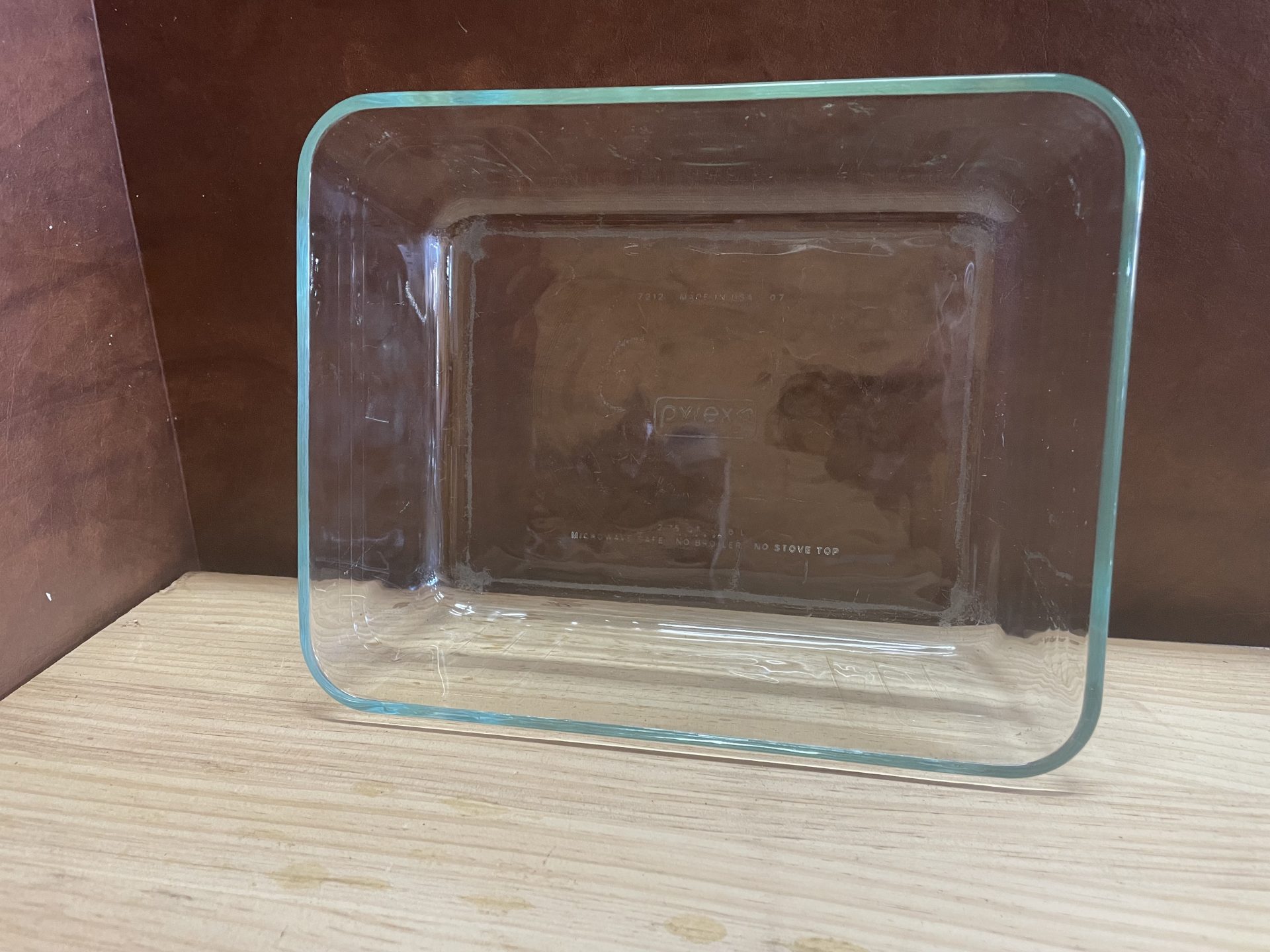 Pyrex Glass Baking Dish - Picker Place
