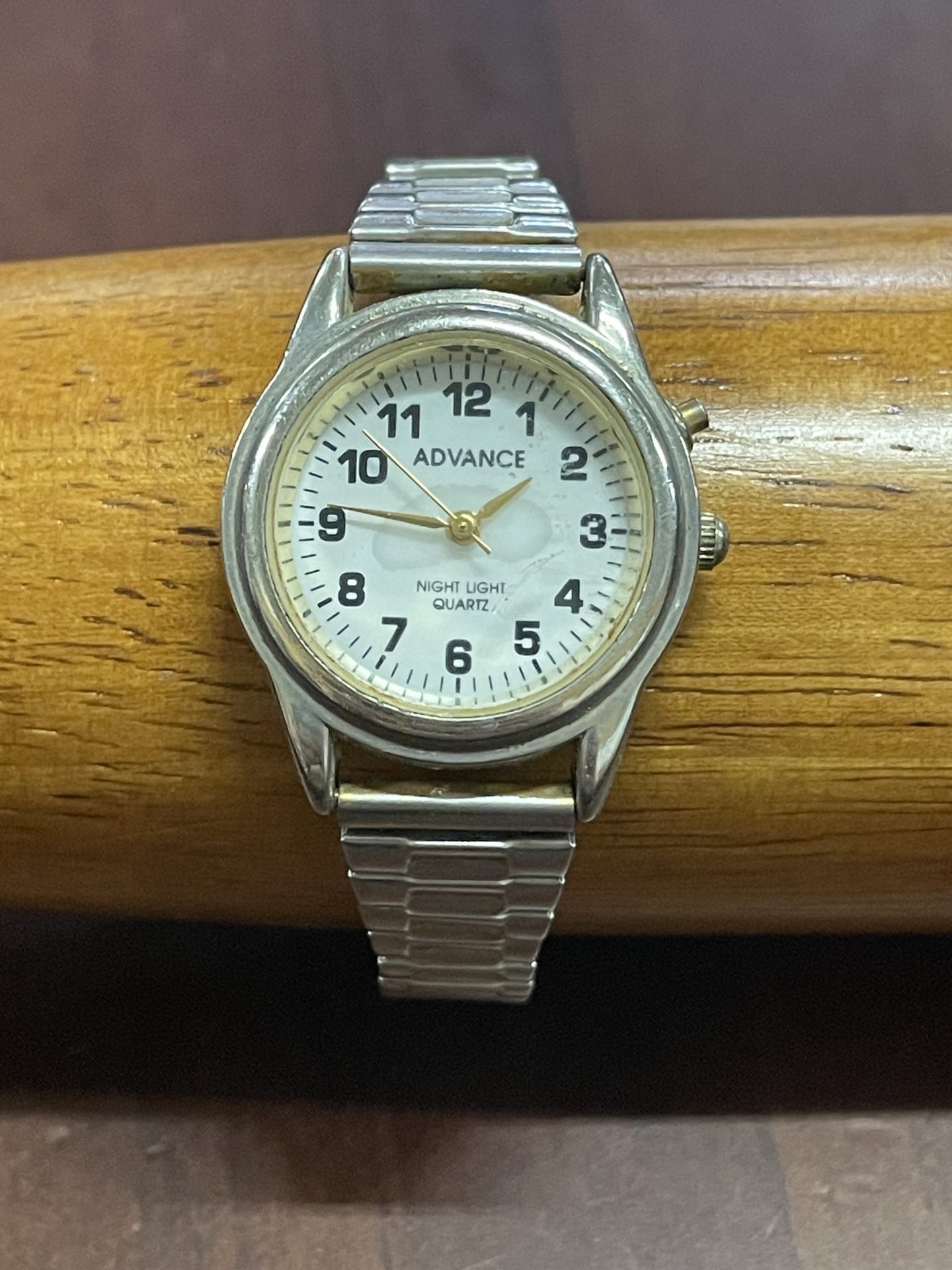 Advance Stretch Watch - Picker Place