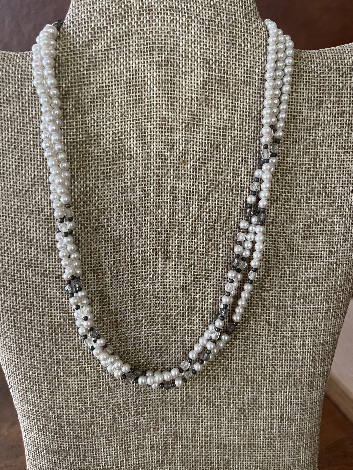 Multi-Color Pearl Layered Necklace - Picker Place
