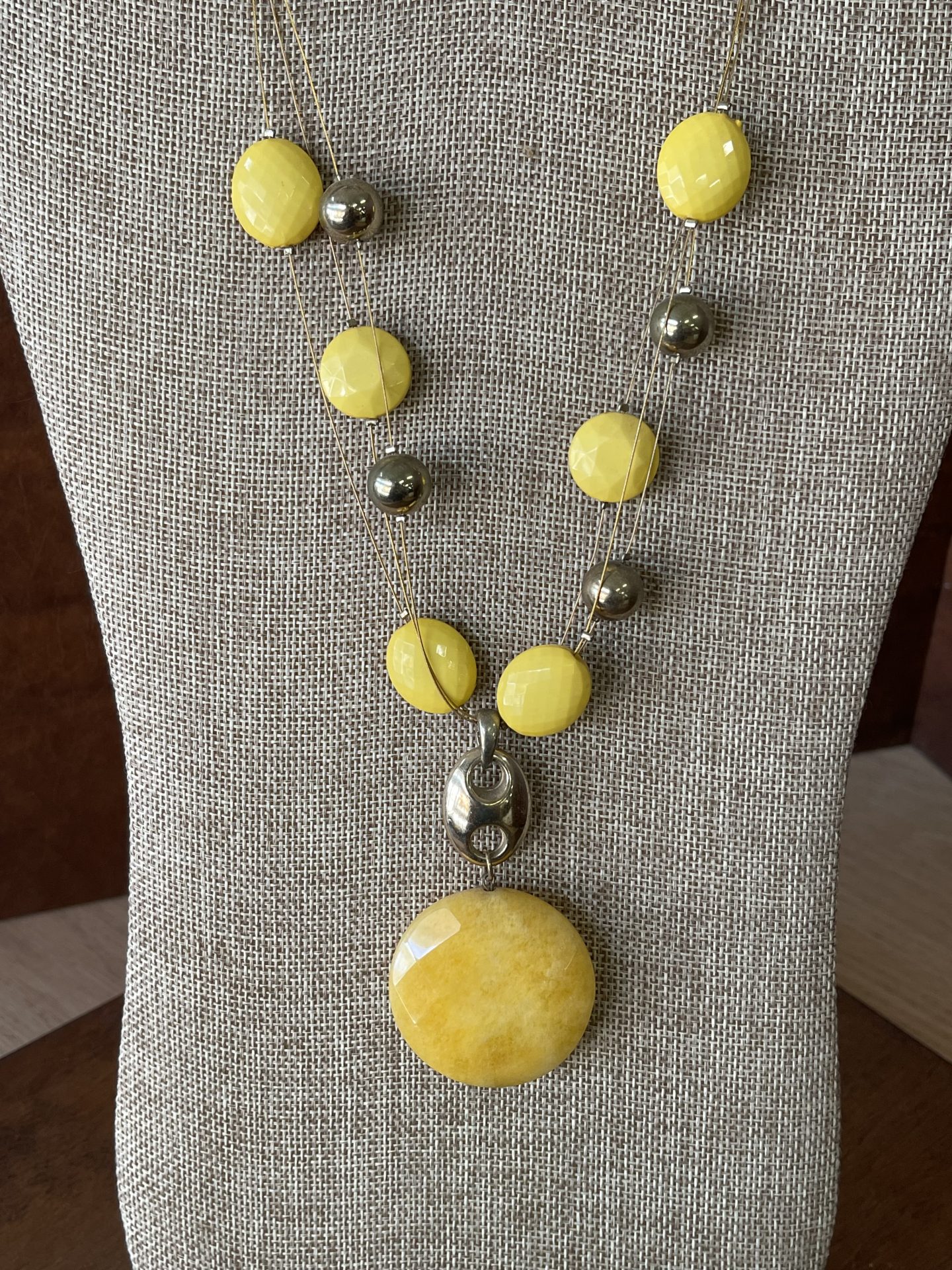 Yellow Beaded Necklace - Picker Place