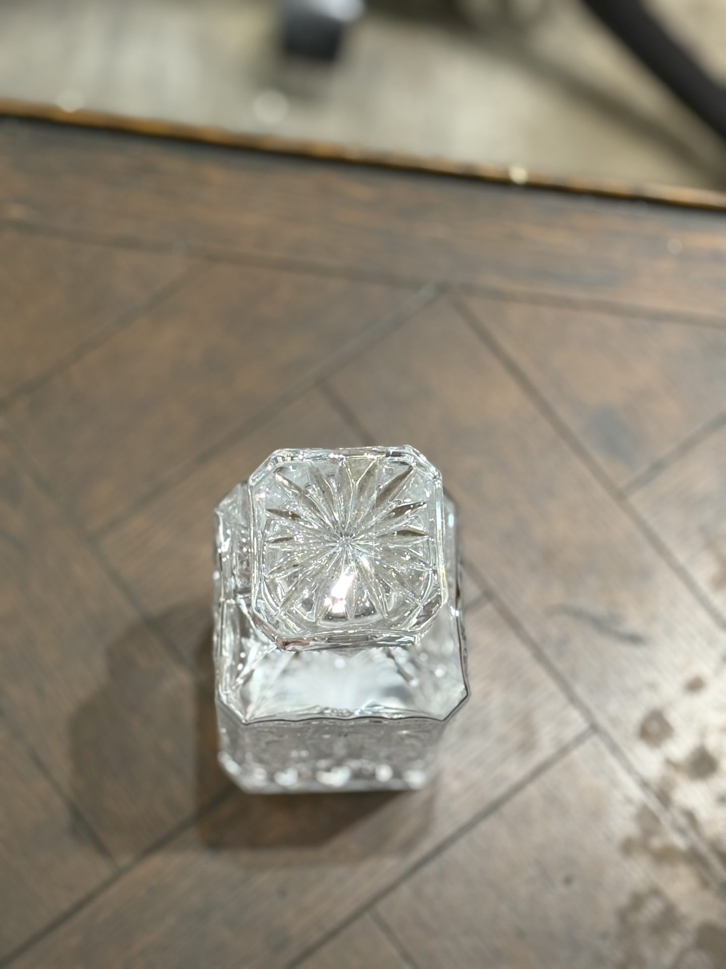Crystal Glass Decanter - Picker Place