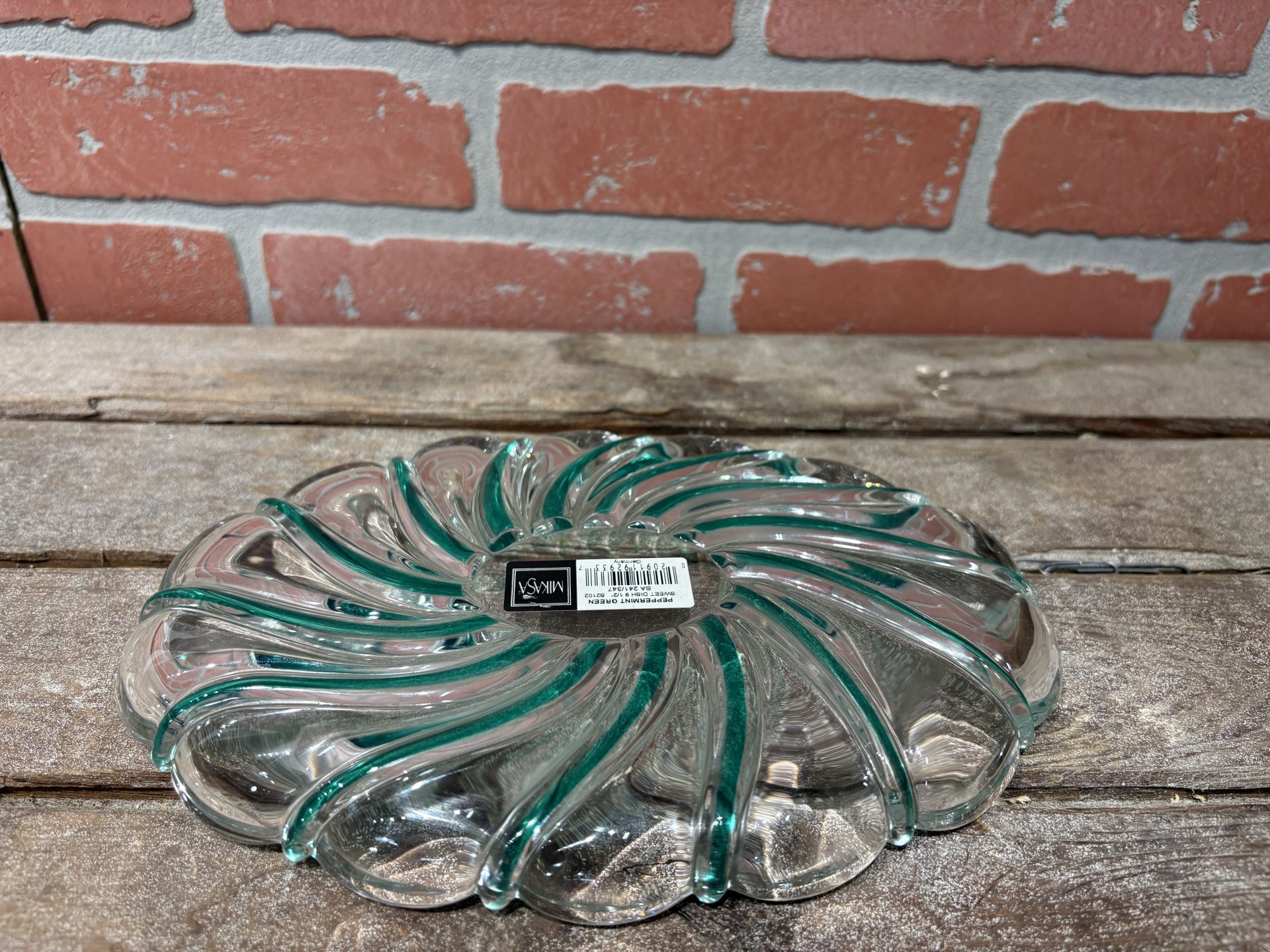 Peppermint Green Sweet Dish - Picker Place